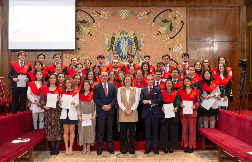 eae6f557-65e0-40ff-79aa-396a18bc4633